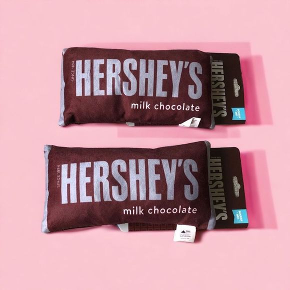 Hershey | Dog | 2 Hersheys Milk Chocolate Dog Toy Squeak Me With ...
